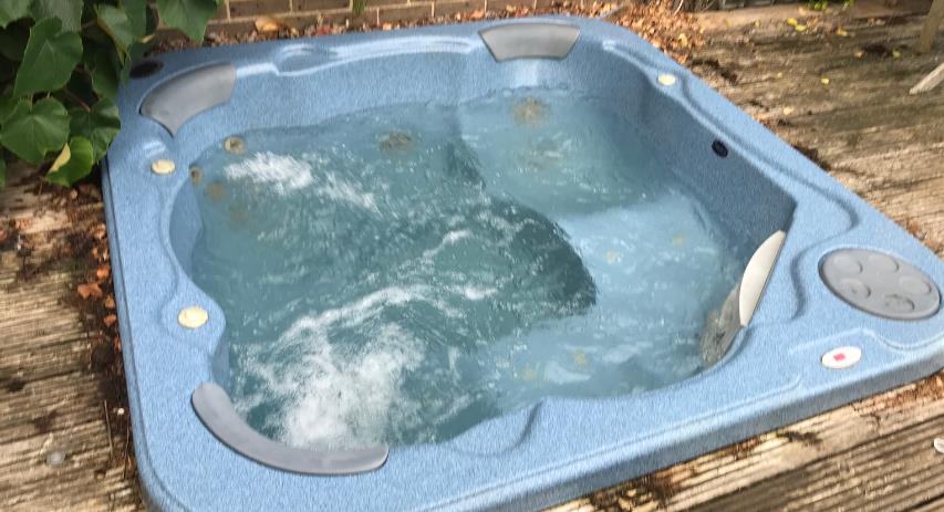 How to Get Rid of an Old Hot Tub? | Express Waste Removal